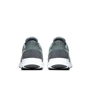 Nike Revolution 5 Low Top Sneakers