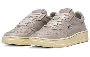 AUTRY Medalist Low Soft Goatskin Sneakers - Beige/white
