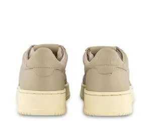 AUTRY Medalist Low Soft Goatskin Sneakers - Beige/white