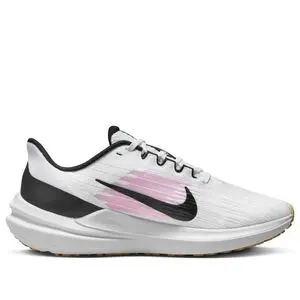 Nike Zoom Winflo Athletic Sneakers