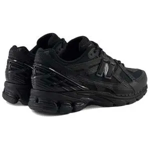 NEW BALANCE 1906u Sneakers - Black