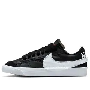 Nike Blazer Low '77 Jumbo Sneakers