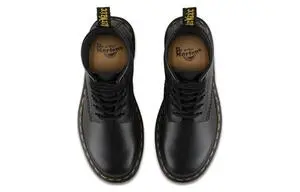 Dr. Martens 1460 Classic 8-eye Boots - Black