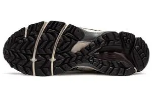 Asics Gel-kahana Athletic Sneakers - White/black