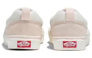 VANS Knu Slip-on Sneakers - Pink