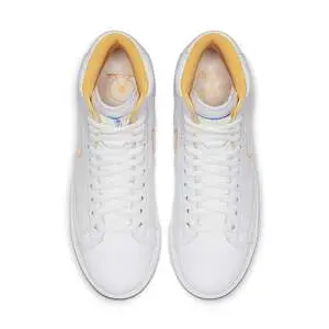 Nike Blazer Mid Top Sneakers