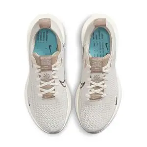Nike Interact Run Sneakers - Beige