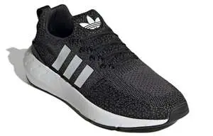Adidas Originals Swift Run 22 Sneakers - White/black