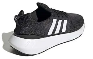 Adidas Originals Swift Run 22 Sneakers - White/black