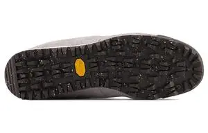 NEW BALANCE Rainier Hiking Boots - Raincloud