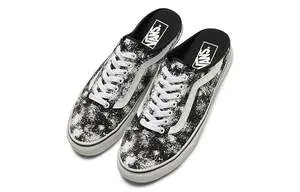 VANS Style 36 Mule Low Tops - Black