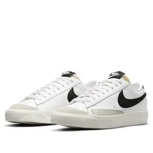 Nike Blazer Low '77 - White/sail/black