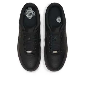 Nike Force 1 '07 Triple Low Top Sneakers