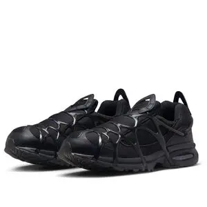 Nike Kukini "triple " Sneakers - Black