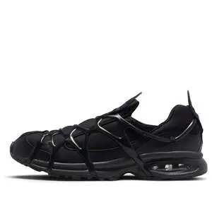 Nike Kukini "triple " Sneakers - Black