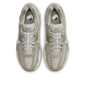 Nike Zoom Vomero Sneakers - Dark Stucco/phantom/light Smoke Grey