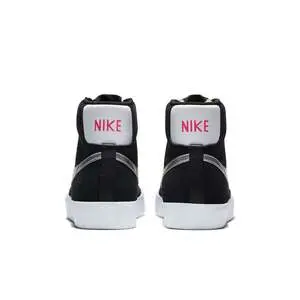 Nike Blazer Mid Vintage '77 High Top Sneakers