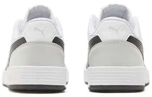 PUMA Caracal Sneakers