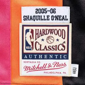 Mitchell & Ness Shaquille O'neal Miami Heat 2005-06 Nba Jersey - Black
