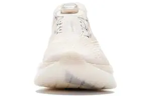 LI-NING Essential Sneakers - White/grey