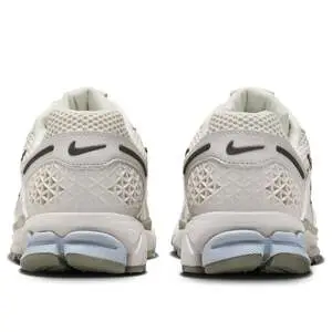 Nike Zoom Vomero - Beige/grey/blue