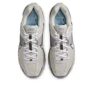 Nike Zoom Vomero - Beige/grey/blue