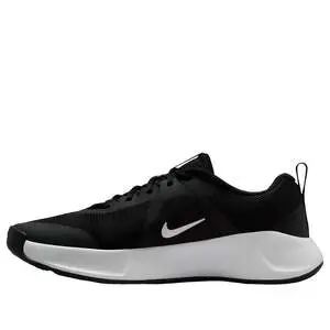 Nike Mc Trainer 3 Athletic Sneakers - Black/white
