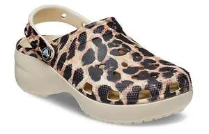 CROCS Classic Platform Leopard Clogs - Brown/beige