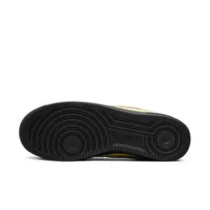 Nike Force 1 '07 "somos Familia" Low Top Sneakers