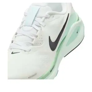 Nike Structure 26 Athletic Sneakers - White/black/barely Green