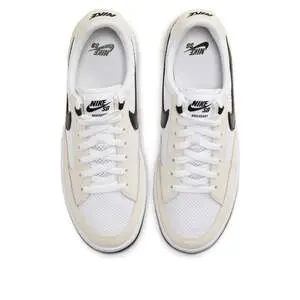 Nike Adversary Sb Low Top Sneakers - White