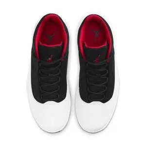 JORDAN Max Aura 2 Sneakers