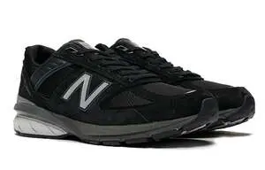 NEW BALANCE 990v5 Made In Usa Sneakers - Black
