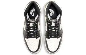 JORDAN 1 Retro High Og - Sail/dark Mocha/black