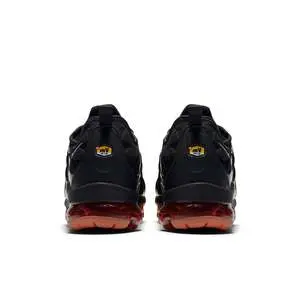 Nike Vapormax Plus - Black