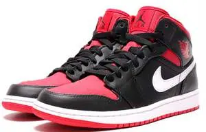 JORDAN 1 Mid Sneakers - Black