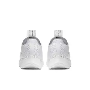 Nike Zoom Fly 2 Sneakers - White