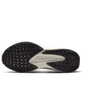 Nike Quest Sneakers - White/sail/chalk