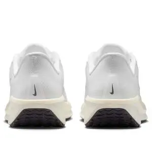 Nike Quest Sneakers - White/sail/chalk