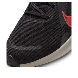 Nike Quest 5 Athletic Sneakers - Blackred
