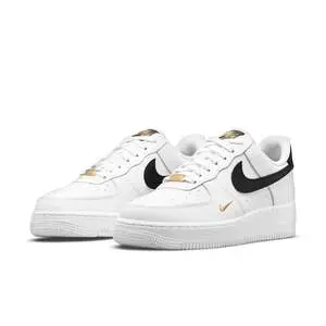 Nike Force 1 '07 Essential Sneakers - White/black
