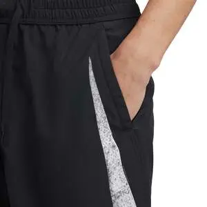 Nike Dri-fit 7" Shorts With Swoosh Graphic