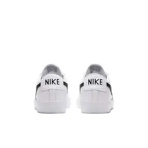 Nike Blazer Low Leather Sneakers - White/black