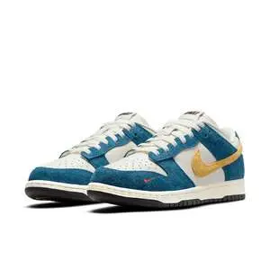 Nike X Kasina Dunk Low '80s Bus Sneakers