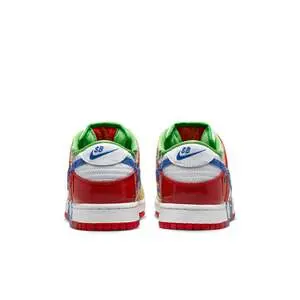 Nike Dunk Low "sandy Bodecker" Sneakers