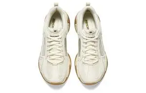Sketchers Stamina V3 Sneakers - White/tan