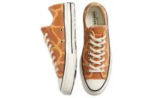 CONVERSE Chuck 70 Low Top Archival Giraffe Print Sneakers - Yellow
