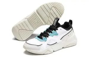 PUMA Nova 2 Sneakers