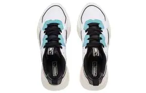 PUMA Nova 2 Sneakers