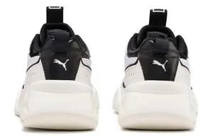 PUMA Nova 2 Sneakers